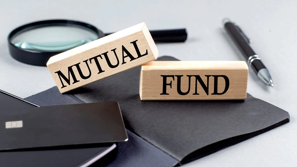 Energy-sector mutual funds: Is it the right time to invest in them ...