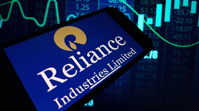 Reliance share price dips 2% despite Q1 profit surge | Value Research