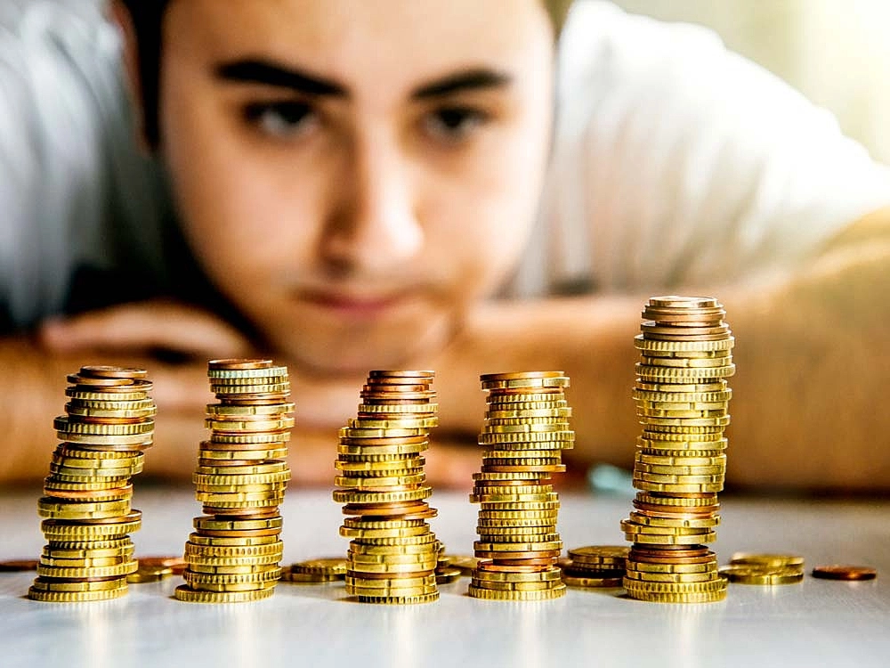 Being rich, feeling poor | Value Research