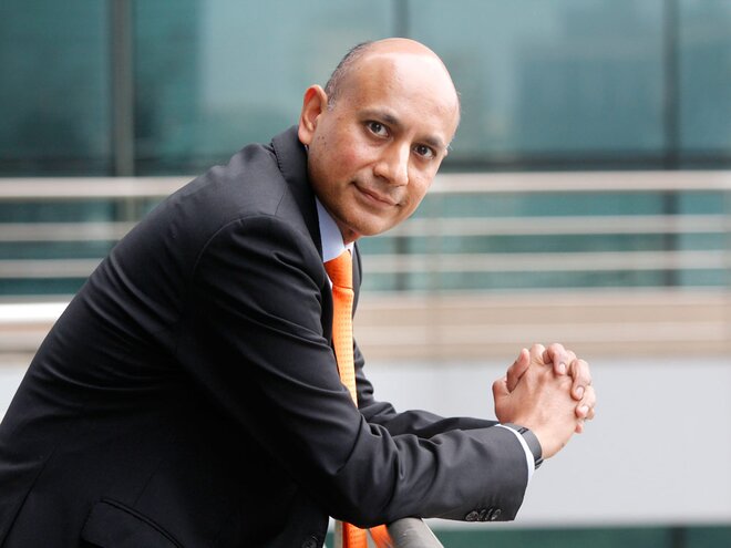 'The line between the manufacturer and distributor/advisor is blurring ...