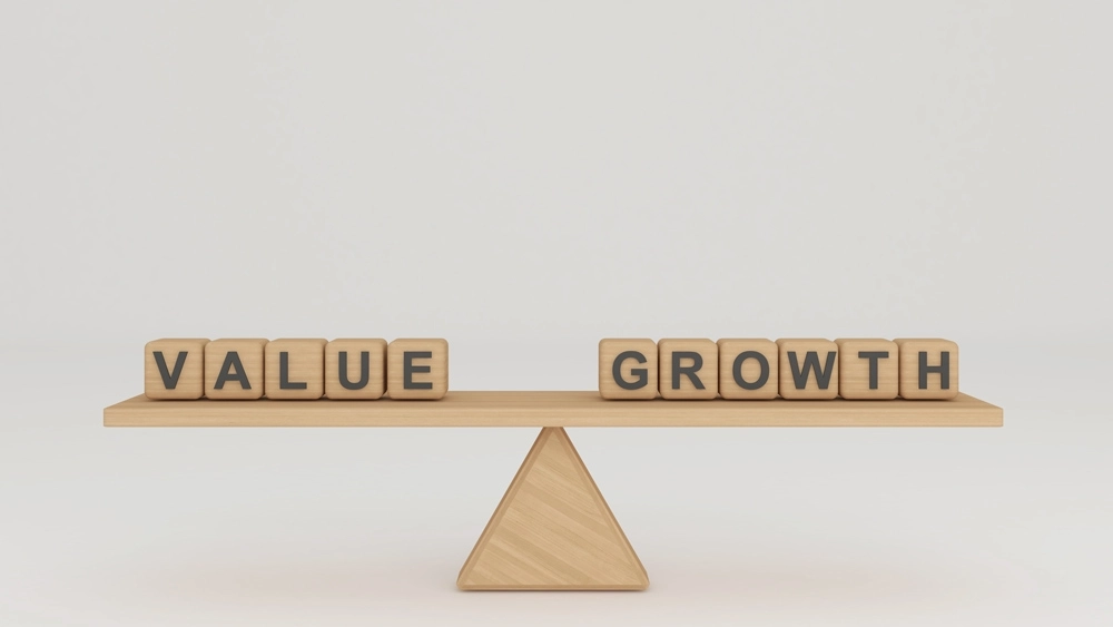 Value funds vs growth funds: Difference and which is better? | Value ...